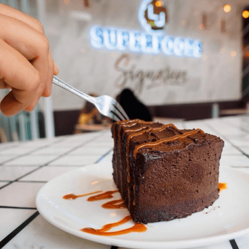 27 Jan 2021 Onward: Fave National Chocolate Cake Day Promo ...