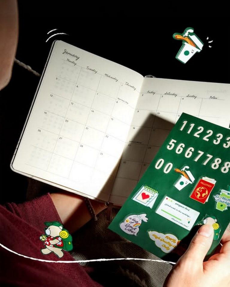 Now till 31 December 2025: Starbucks Malaysia: 2026 Starbucks Planner ...