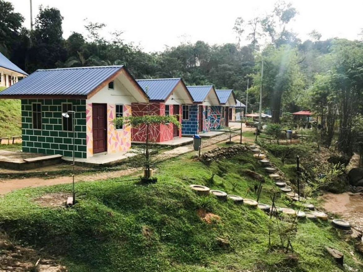 Waterfall Chalet In Perak, The Best Port For Holidays And Picnics ...