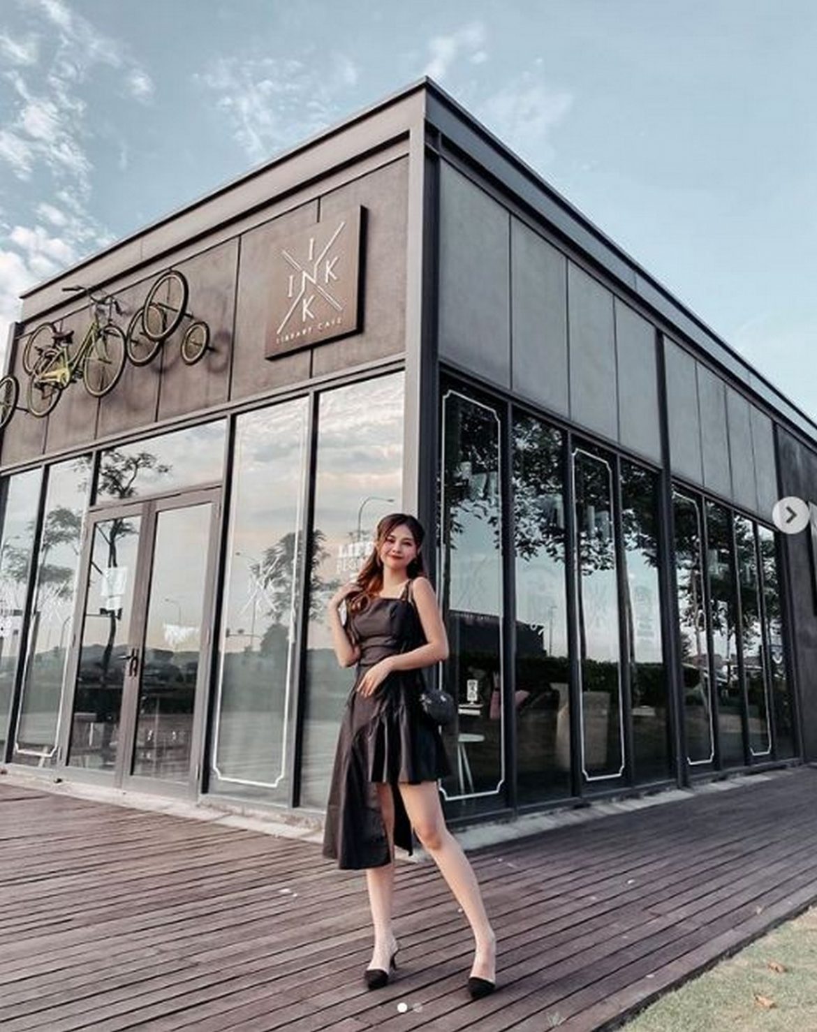 Glass House Cafe Which Brings you to Fairyland Feelings ...