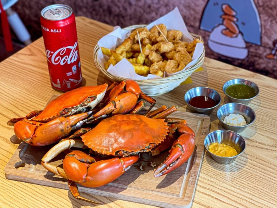 Big Fat Juicy Crabs Available at A new Seafood Restaurant in Penang ...