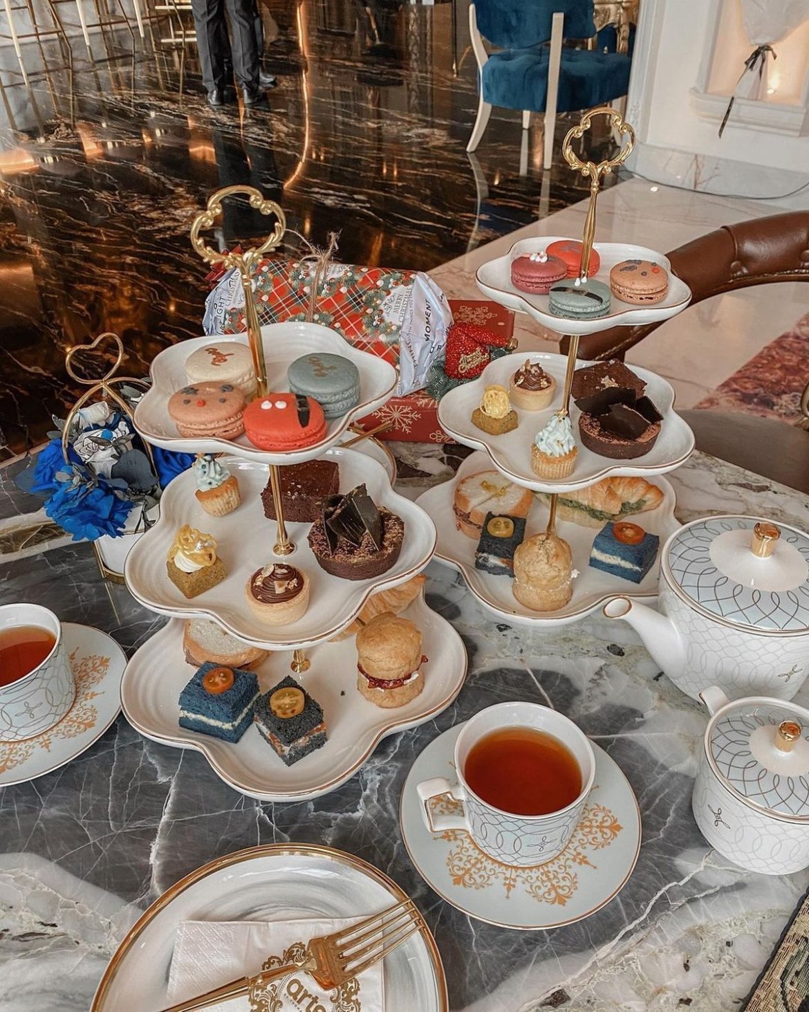 Enjoy this Majestic European Style Afternoon Tea at this Lounge in Arte ...